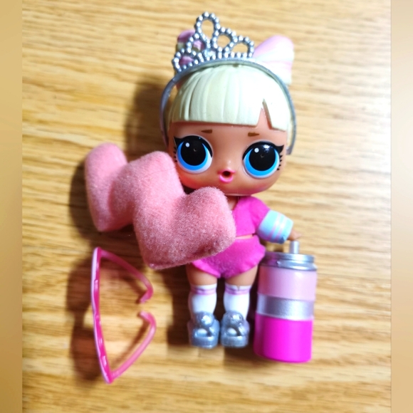 L.O.L. Surprise! | Toys | Lol Surprise Dolls Confetti Under Wraps ...